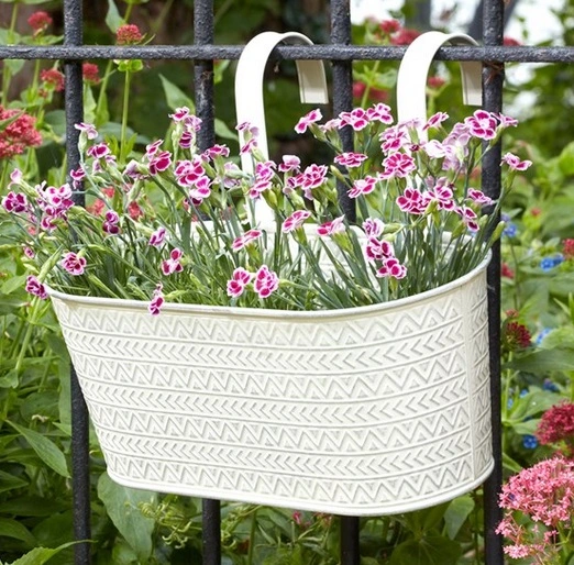 12" Fence & Balcony Hanging Planter - Aztec - Ivory - Pennells Garden ...