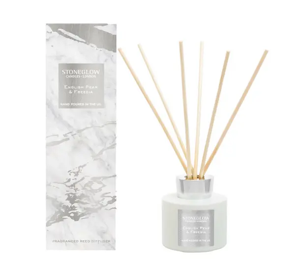 Luna - English Pear & Freesia - Reed Diffuser - Pennells Garden Centres